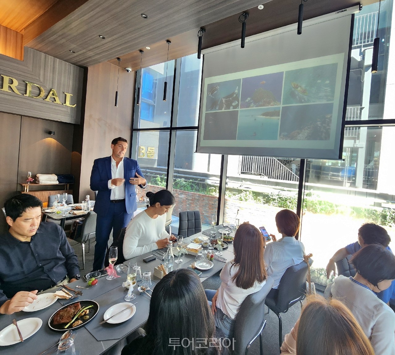 몰디브 '아바니 플러스 파레스'에서 환상적인 바다, 만타투어 즐겨보세요!